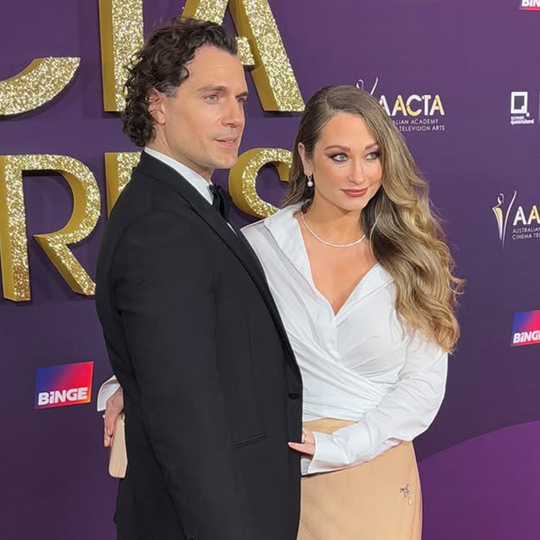 What Did Henry Cavill And Natalie Viscuso Wear To Aacta Hardy
